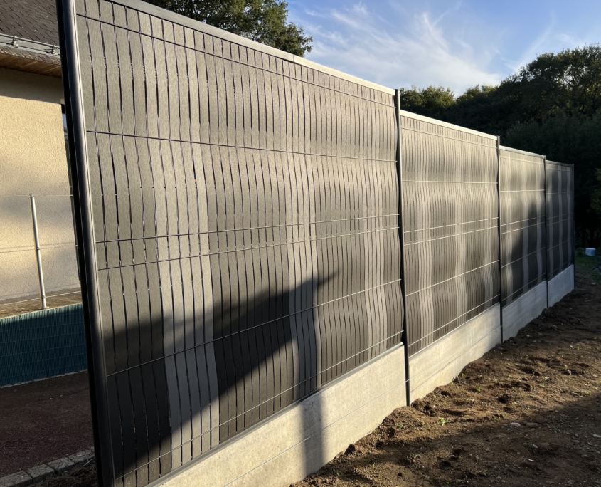 Brise vue LIPPI Aquilon avec occultant composite Anthracite et Quartz ...